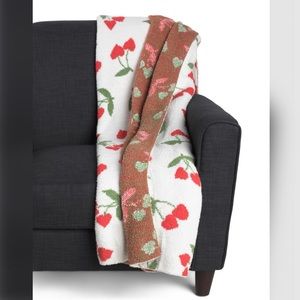 cupcakes & cashmere | Bedding | New Cozy Cottage Reversible Cherry ...